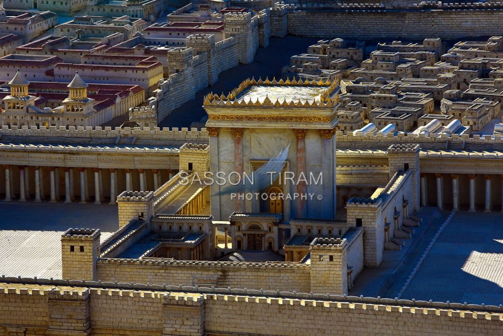 Model of the Temple in the Israel Museum - sasson-photos.com