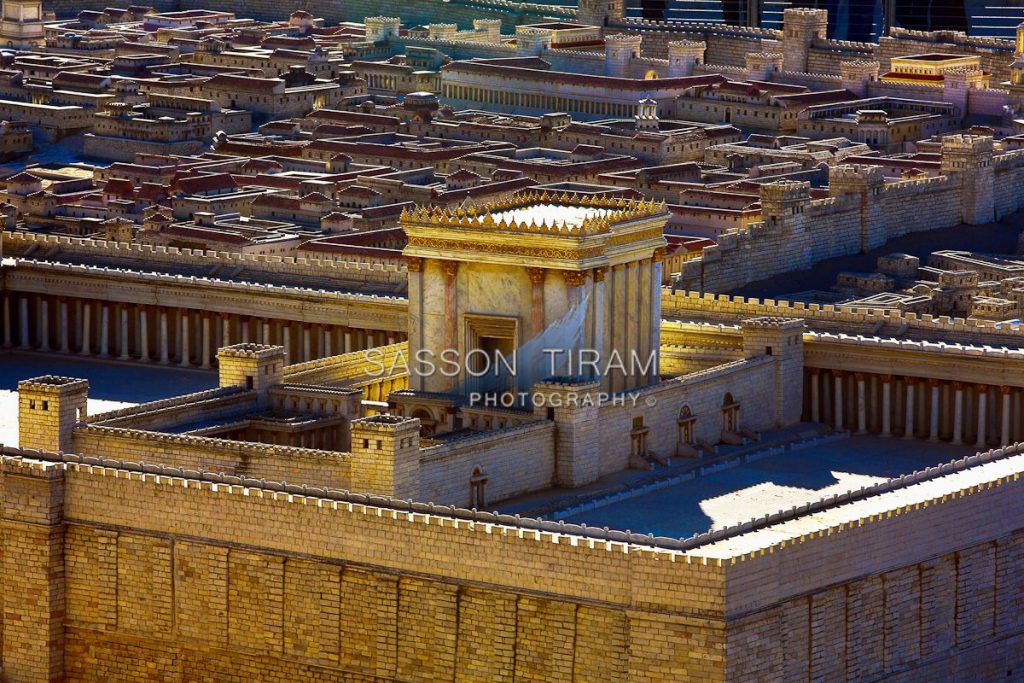 Model of the Temple in the Israel Museum - sasson-photos.com