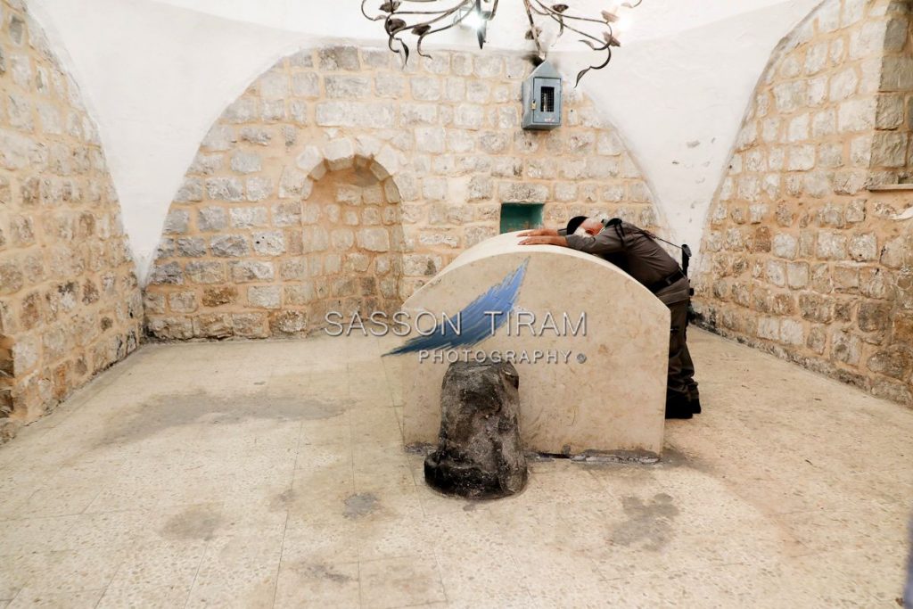 Joseph's Tomb in Nablus - sasson-photos.com