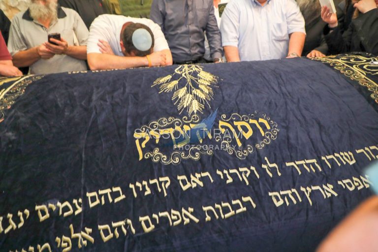 Joseph's Tomb in Nablus - sasson-photos.com